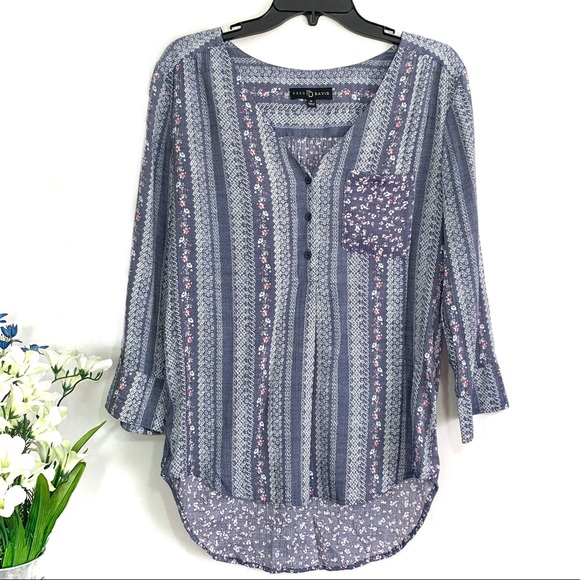 Fred David | Tops | Fred David Blue White Floral 34 Sleeve Blouse ...